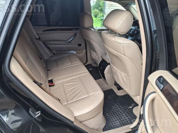 Black BMW X5 2005 in Valmiera, with an engine capacity of 3.00 L and mileage of 380 thousand km for 4200 €, photo 7 on AUTOMOTO.COM.LV