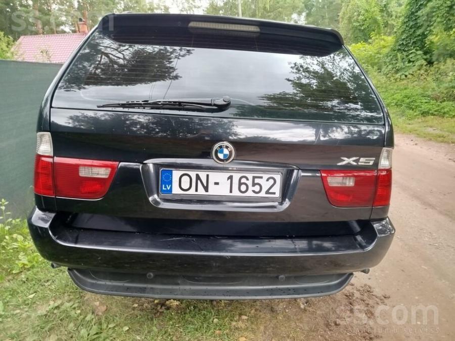 Black BMW X5 2005 in Daugavpils, with an engine capacity of 3.00 L and mileage of 310 thousand km for 6000 €, photo 3 on AUTOMOTO.COM.LV