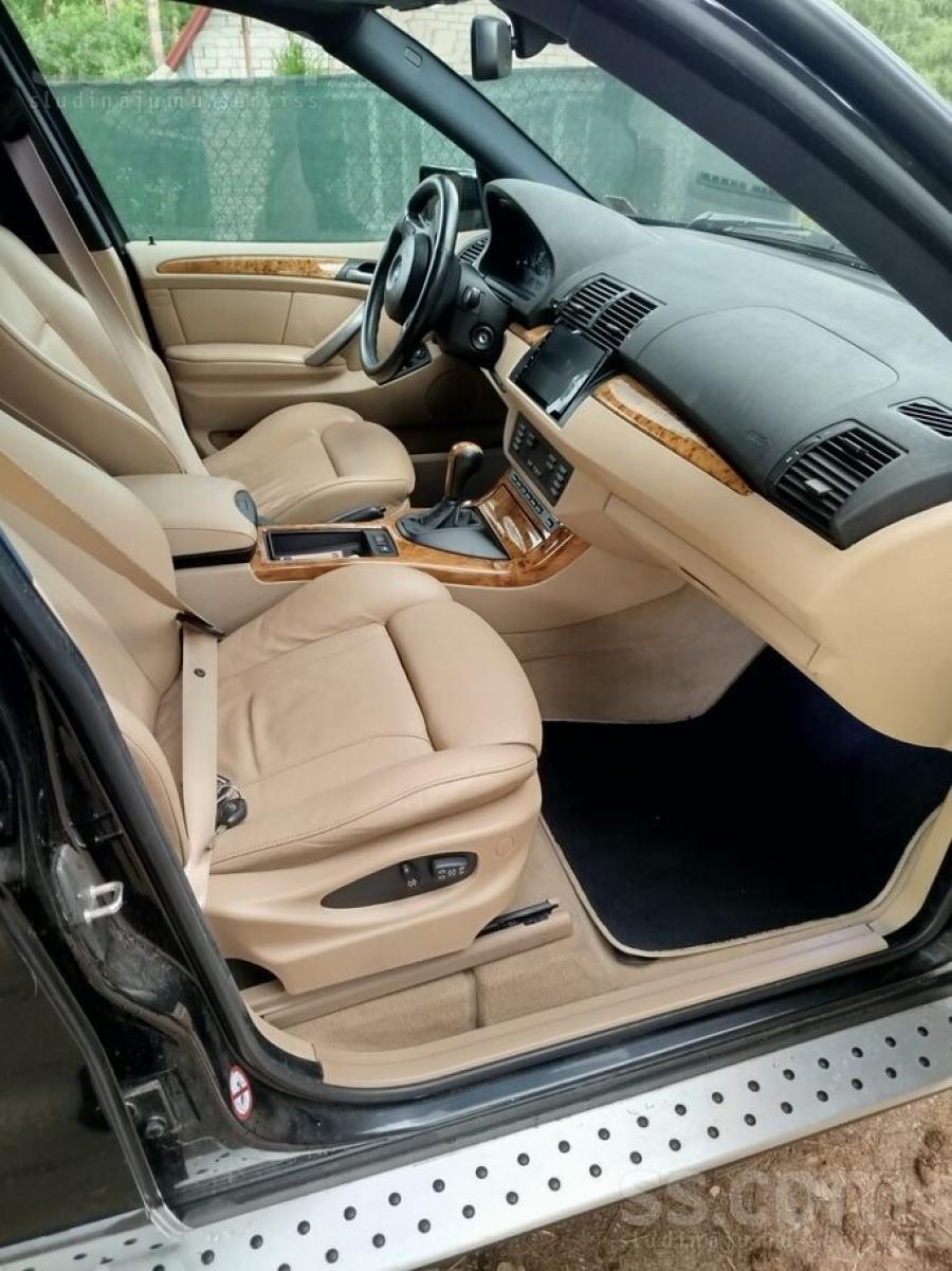 Black BMW X5 2005 in Daugavpils, with an engine capacity of 3.00 L and mileage of 310 thousand km for 6000 €, photo 7 on AUTOMOTO.COM.LV