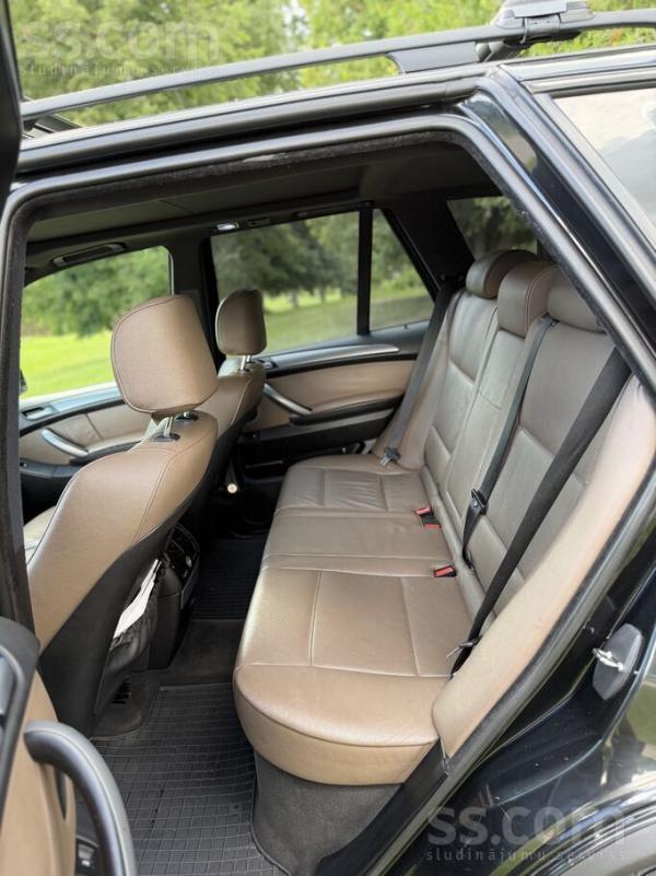 Black BMW X5 2005 in Balvi, with an engine capacity of 3.00 L and mileage of 385 thousand km for 9000 €, photo 5 on AUTOMOTO.COM.LV