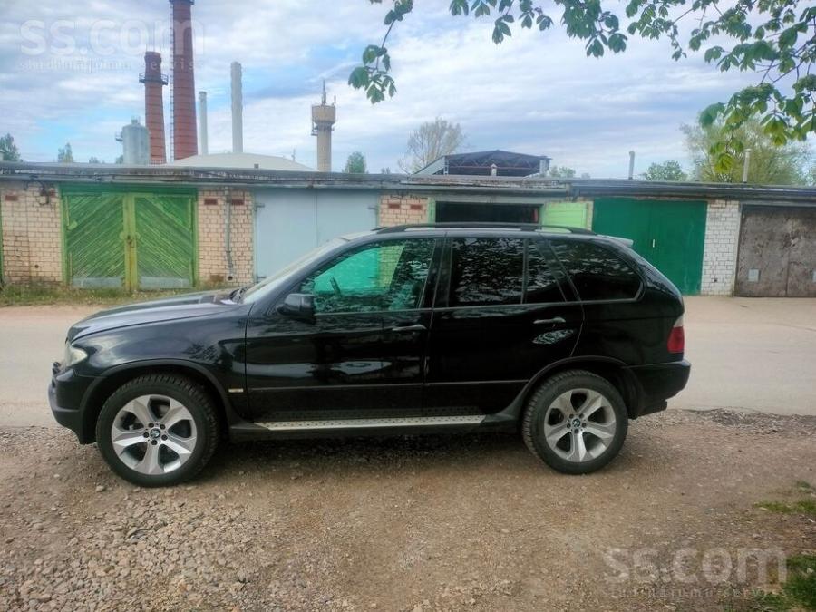 Черный БМВ Х5 2005 в Рига, объемом двигателя 3.00 л и пробегом 389 тыс. км за 2010 €, фото 1 на AUTOMOTO.COM.LV