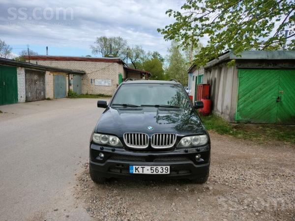 Black BMW X5 2005 in Riga, with an engine capacity of 3.00 L and mileage of 389 thousand km for 2010 €, photo 4 on AUTOMOTO.COM.LV