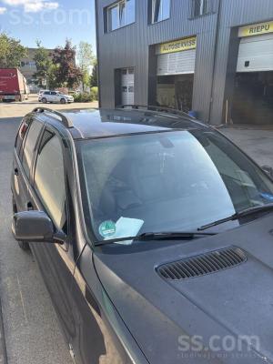 Melns BMW X5 2005 Jūrmala, ar dzinēja tilpumu 3.00 L un nobraukumu 402 tūkst. km par 5200 €, foto  vietnē AUTOMOTO.COM.LV