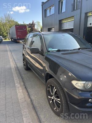 Melns BMW X5 2005 Jūrmala, ar dzinēja tilpumu 3.00 L un nobraukumu 402 tūkst. km par 5200 €, foto 3 vietnē AUTOMOTO.COM.LV
