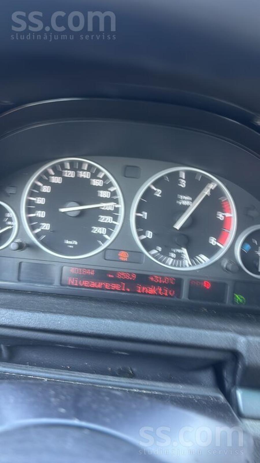Melns BMW X5 2005 Jūrmala, ar dzinēja tilpumu 3.00 L un nobraukumu 402 tūkst. km par 5200 €, foto 9 vietnē AUTOMOTO.COM.LV