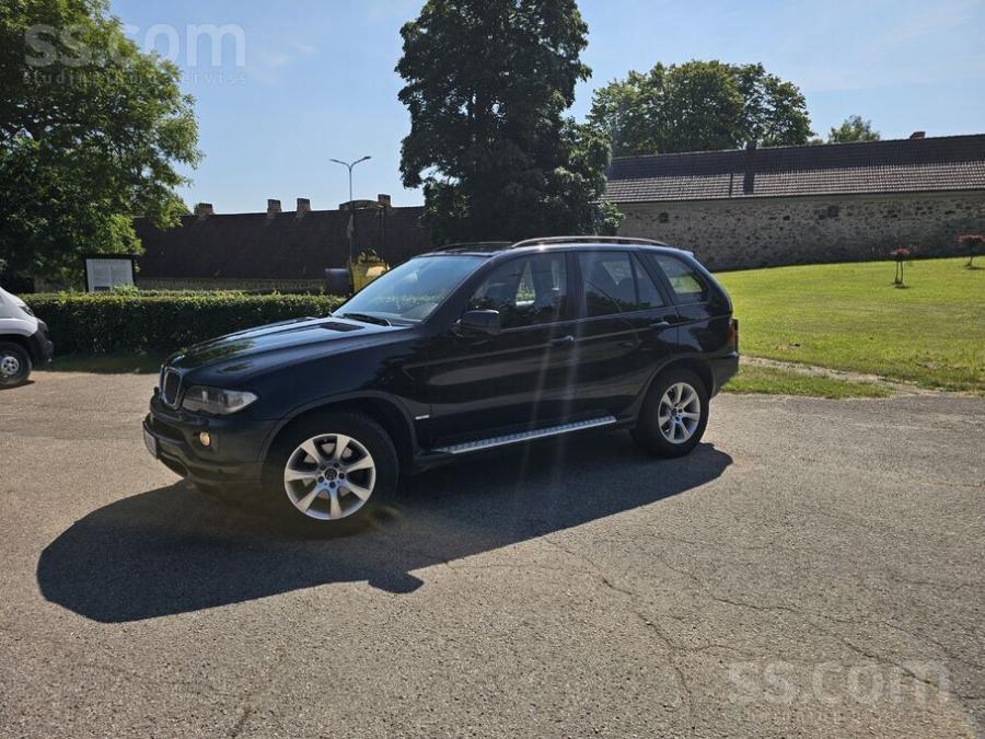 Melns BMW X5 2005 Tukums, ar dzinēja tilpumu 3.00 L un nobraukumu 330 tūkst. km par 4790 €, foto 7 vietnē AUTOMOTO.COM.LV