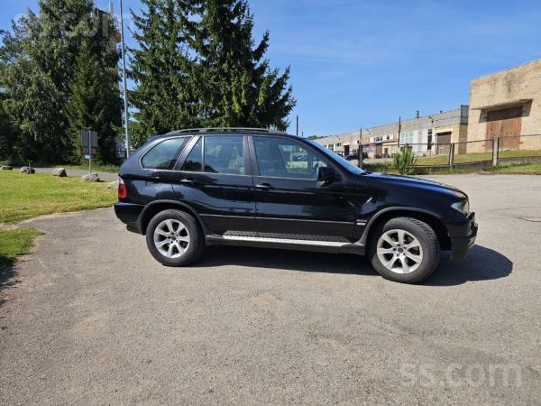 Melns BMW X5 2005 Tukums, ar dzinēja tilpumu 3.00 L un nobraukumu 330 tūkst. km par 4790 €, foto 3 vietnē AUTOMOTO.COM.LV