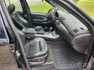 Melns BMW X5 2005 Tukums, ar dzinēja tilpumu 3.00 L un nobraukumu 420 tūkst. km par 3890 €, foto 12 vietnē AUTOMOTO.COM.LV