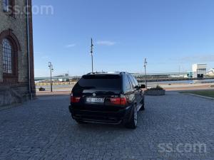 Black BMW X5 2005 in Ventspils, with an engine capacity of 4.40 L and mileage of 247 thousand km for 8500 €, photo 6 on AUTOMOTO.COM.LV