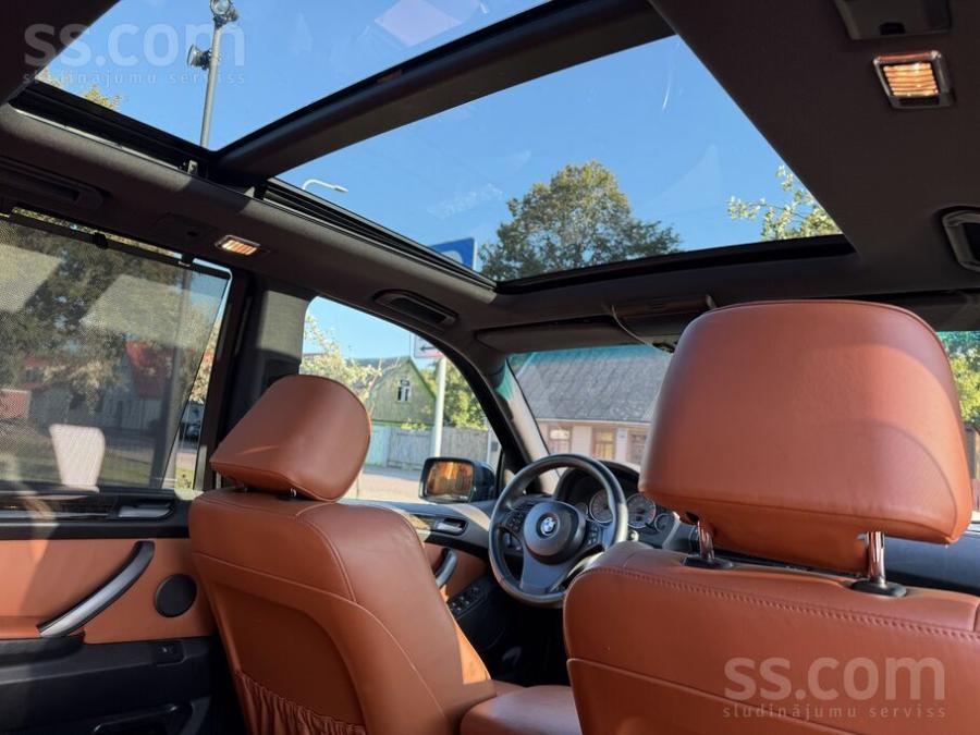 Black BMW X5 2005 in Ventspils, with an engine capacity of 4.40 L and mileage of 247 thousand km for 8500 €, photo 16 on AUTOMOTO.COM.LV
