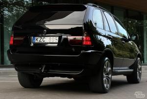Black BMW X5 2005 in Kaunas, with an engine capacity of 3.00 L and mileage of 0 thousand km for 4300 €, photo 11 on AUTOMOTO.COM.LV