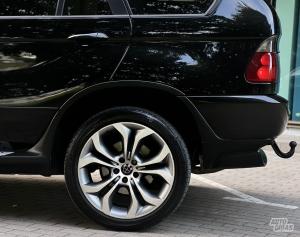 Black BMW X5 2005 in Kaunas, with an engine capacity of 3.00 L and mileage of 0 thousand km for 4300 €, photo 17 on AUTOMOTO.COM.LV