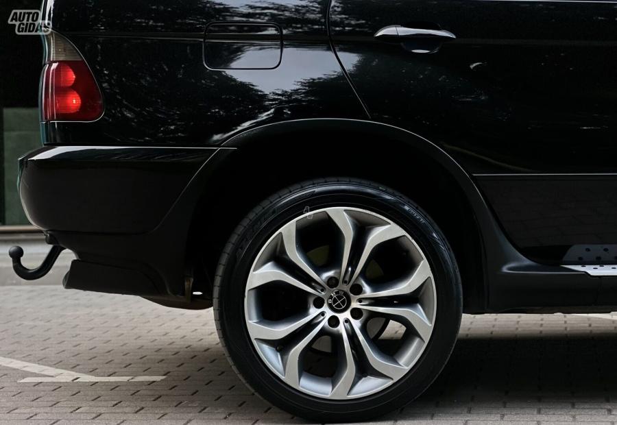Black BMW X5 2005 in Kaunas, with an engine capacity of 3.00 L and mileage of 0 thousand km for 4300 €, photo 18 on AUTOMOTO.COM.LV