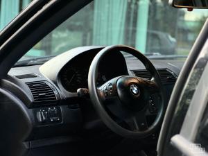 Black BMW X5 2005 in Kaunas, with an engine capacity of 3.00 L and mileage of 0 thousand km for 4300 €, photo 29 on AUTOMOTO.COM.LV