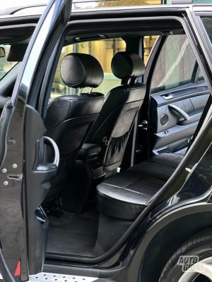 Black BMW X5 2005 in Kaunas, with an engine capacity of 3.00 L and mileage of 0 thousand km for 4300 €, photo 34 on AUTOMOTO.COM.LV