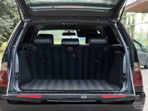 Black BMW X5 2005 in Kaunas, with an engine capacity of 3.00 L and mileage of 0 thousand km for 4300 €, photo 37 on AUTOMOTO.COM.LV