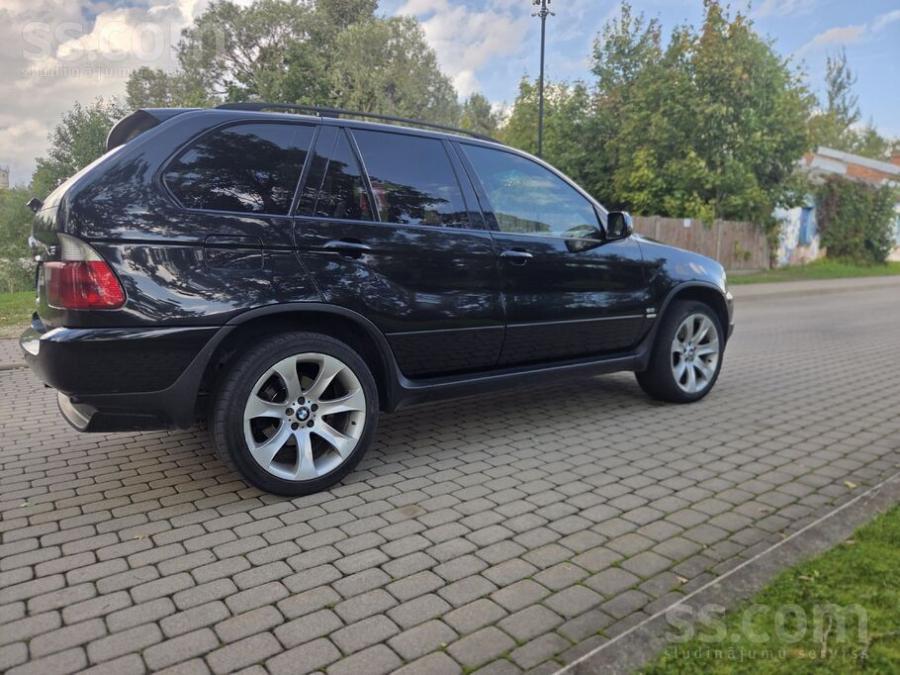 Melns BMW X5 2005 Rēzekne, ar dzinēja tilpumu 3.00 L un nobraukumu 330 tūkst. km par 5670 €, foto 6 vietnē AUTOMOTO.COM.LV