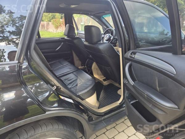 Melns BMW X5 2005 Rēzekne, ar dzinēja tilpumu 3.00 L un nobraukumu 330 tūkst. km par 5670 €, foto 10 vietnē AUTOMOTO.COM.LV