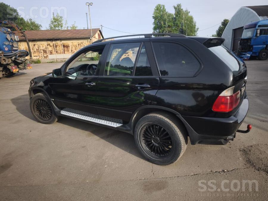 Черный БМВ Х5 2005 в Рига, объемом двигателя 3.00 л и пробегом 352 тыс. км за 4700 €, фото 4 на AUTOMOTO.COM.LV