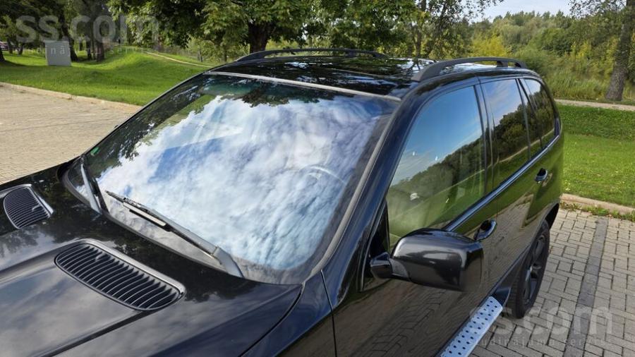 Melns BMW X5 2005 Rīga, ar dzinēja tilpumu 3.00 L un nobraukumu 335 tūkst. km par 5950 €, foto 11 vietnē AUTOMOTO.COM.LV