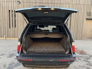 Black BMW X5 2005 in Riga, with an engine capacity of 3.00 L and mileage of 424 thousand km for 4590 €, photo 14 on AUTOMOTO.COM.LV
