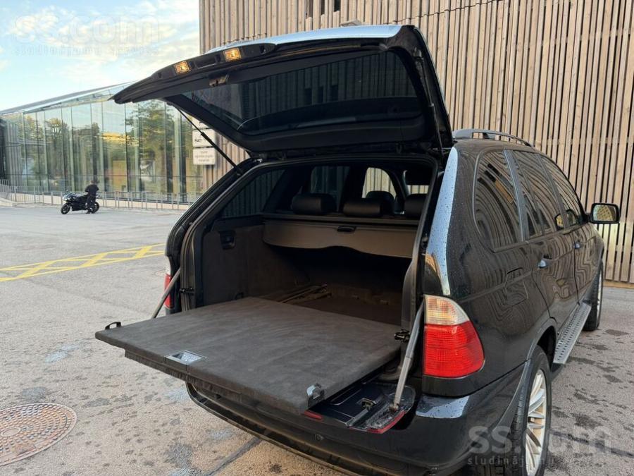 Black BMW X5 2005 in Riga, with an engine capacity of 3.00 L and mileage of 424 thousand km for 4590 €, photo 15 on AUTOMOTO.COM.LV