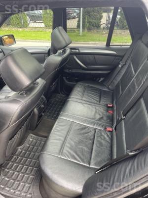 Melns BMW X5 2005 Rīga, ar dzinēja tilpumu 3.00 L un nobraukumu 480 tūkst. km par 4650 €, foto 9 vietnē AUTOMOTO.COM.LV