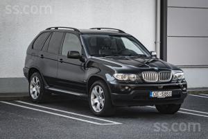 Black BMW X5 2005 in Riga, with an engine capacity of 3.00 L and mileage of 316 thousand km for 4950 €, photo 4 on AUTOMOTO.COM.LV