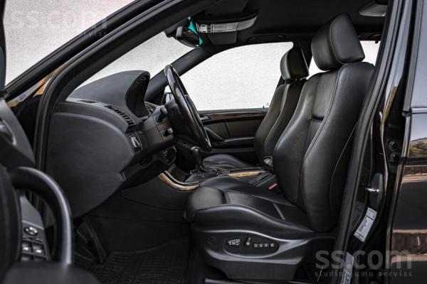 БМВ Х5 2005 в Рига на AUTOMOTO.COM.LV Черный БМВ Х5 2005 в Рига, объемом двигателя 3.00 л и пробегом 316 тыс. км за 4950 €, фото 9 на AUTOMOTO.COM.LV