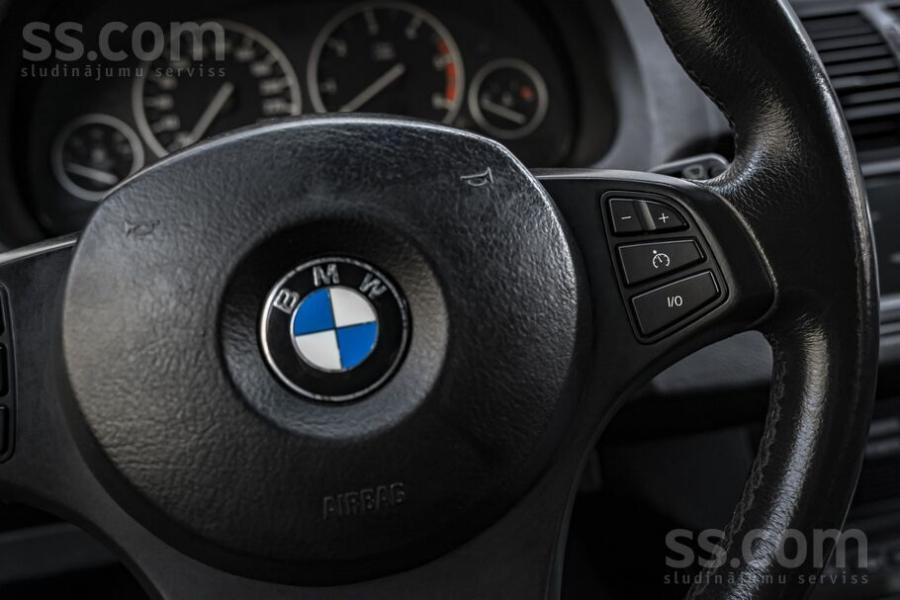 Black BMW X5 2005 in Riga, with an engine capacity of 3.00 L and mileage of 316 thousand km for 4950 €, photo 19 on AUTOMOTO.COM.LV