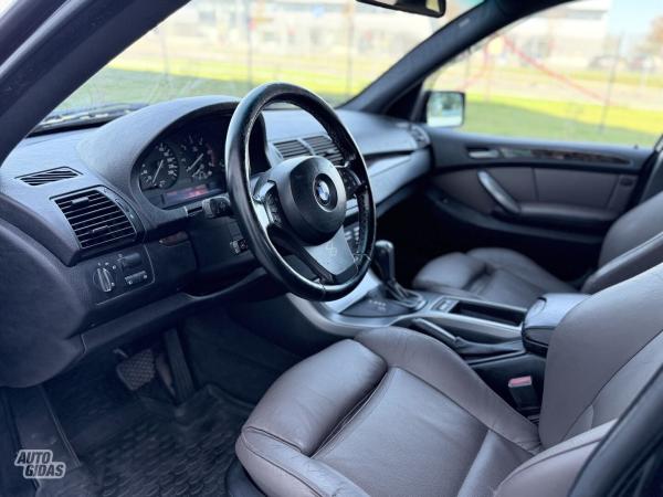 Black BMW X5 2005 in Vilnius, with an engine capacity of 3.00 L and mileage of 340 thousand km for 4700 €, photo 10 on AUTOMOTO.COM.LV