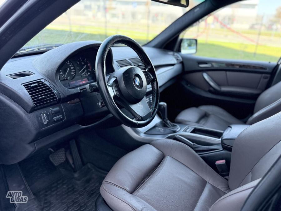 Melns BMW X5 2005 Viļņa, ar dzinēja tilpumu 3.00 L un nobraukumu 340 tūkst. km par 4700 €, foto 10 vietnē AUTOMOTO.COM.LV