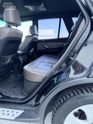 Melns BMW X5 2005 Viļņa, ar dzinēja tilpumu 3.00 L un nobraukumu 340 tūkst. km par 4700 €, foto 14 vietnē AUTOMOTO.COM.LV