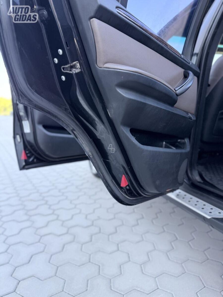 Melns BMW X5 2005 Viļņa, ar dzinēja tilpumu 3.00 L un nobraukumu 340 tūkst. km par 4700 €, foto 24 vietnē AUTOMOTO.COM.LV