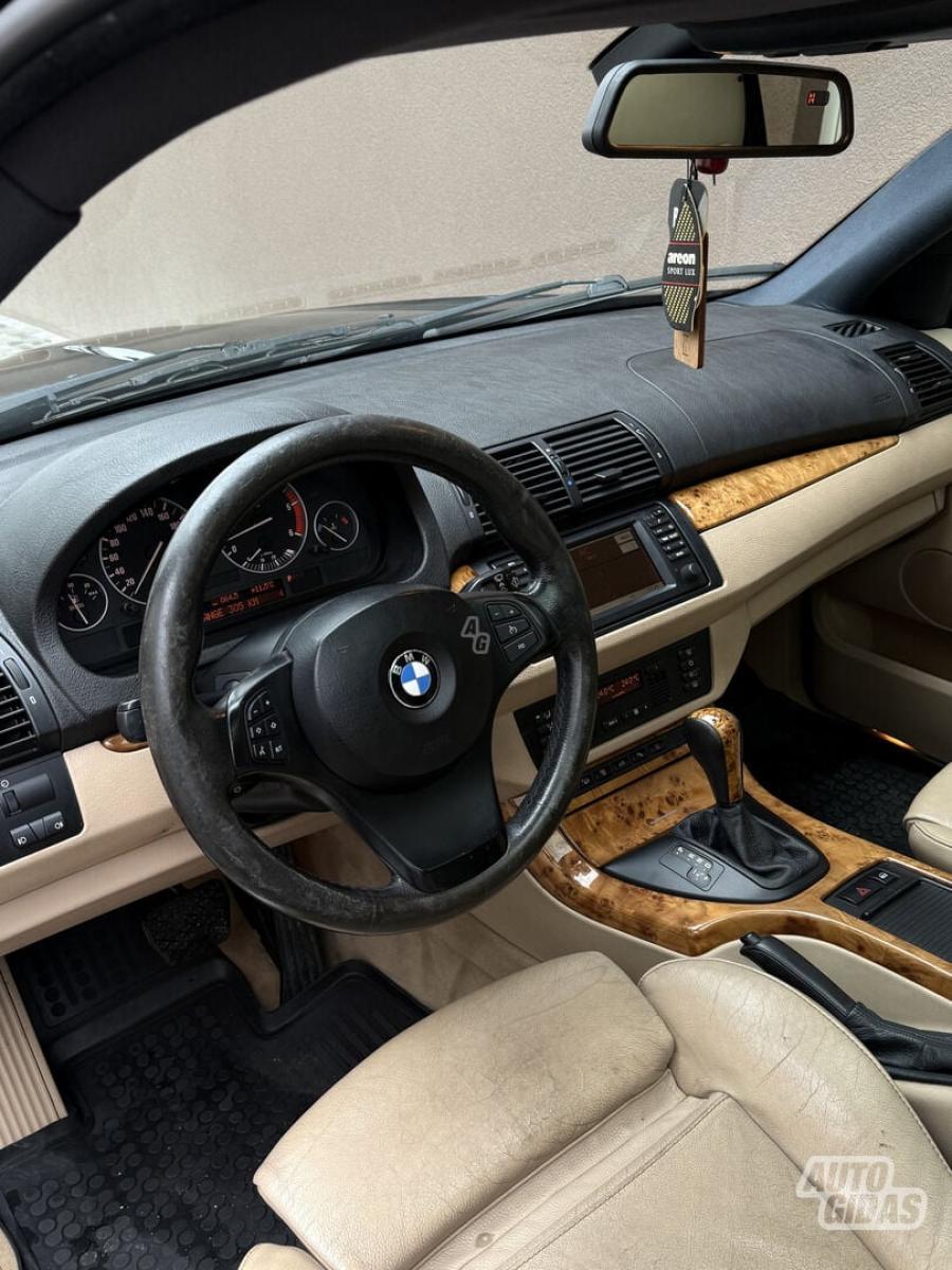 Black BMW X5 2005 in Vilnius, with an engine capacity of 3.00 L and mileage of 450 thousand km for 4500 €, photo 6 on AUTOMOTO.COM.LV
