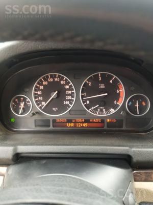 Melns BMW X5 2006 Ludza, ar dzinēja tilpumu 3.00 L un nobraukumu 265 tūkst. km par 6000 €, foto 5 vietnē AUTOMOTO.COM.LV