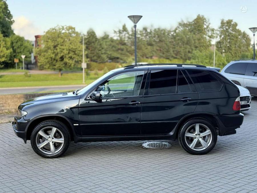 Melns BMW X5 2006 Viļņa, ar dzinēja tilpumu 3.00 L un nobraukumu 311 tūkst. km par 3800 €, foto 4 vietnē AUTOMOTO.COM.LV