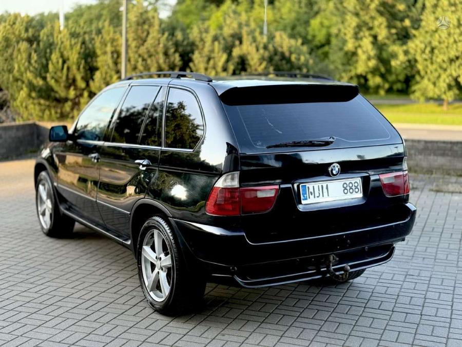 Melns BMW X5 2006 Viļņa, ar dzinēja tilpumu 3.00 L un nobraukumu 311 tūkst. km par 3800 €, foto 5 vietnē AUTOMOTO.COM.LV