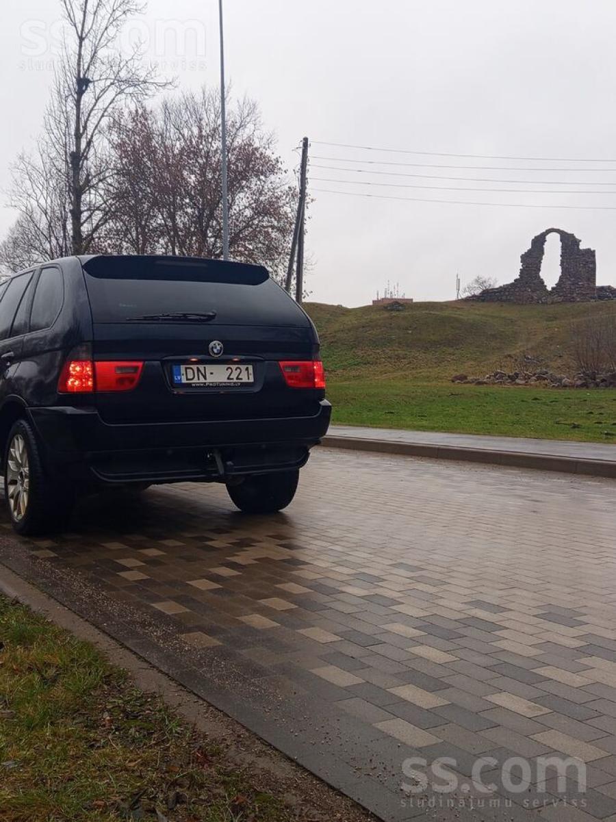 Black BMW X5 2006 in Rezekne, with an engine capacity of 3.00 L and mileage of 380 thousand km for 7500 €, photo 18 on AUTOMOTO.COM.LV