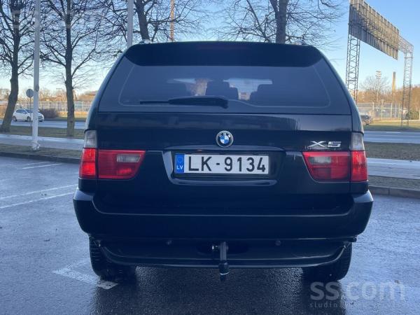 Black BMW X5 2006 in Riga, with an engine capacity of 3.00 L and mileage of 0 thousand km for 5800 €, photo 3 on AUTOMOTO.COM.LV
