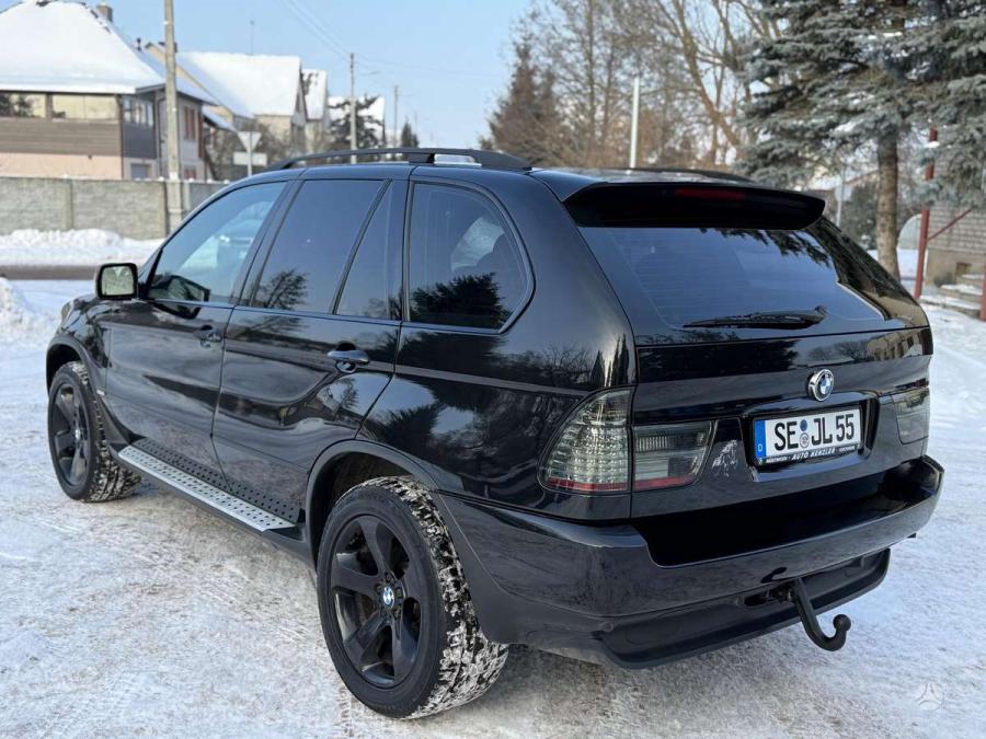 Black BMW X5 2006 in Prienai, with an engine capacity of 2.99 L and mileage of 281 thousand km for 6550 €, photo 3 on AUTOMOTO.COM.LV