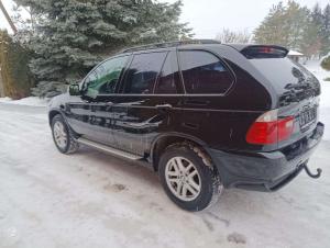 Melns BMW X5 2006 Marijampole, ar dzinēja tilpumu 3.00 L un nobraukumu 373 tūkst. km par 5500 €, foto 4 vietnē AUTOMOTO.COM.LV