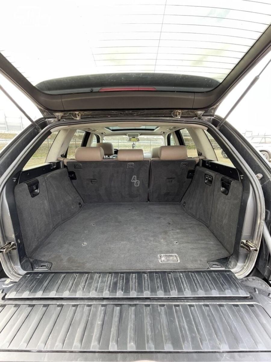 Melns BMW X5 2006 Marijampole, ar dzinēja tilpumu 3.00 L un nobraukumu 380 tūkst. km par 4600 €, foto 12 vietnē AUTOMOTO.COM.LV