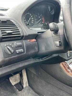 Melns BMW X5 2006 Marijampole, ar dzinēja tilpumu 3.00 L un nobraukumu 380 tūkst. km par 4600 €, foto 14 vietnē AUTOMOTO.COM.LV