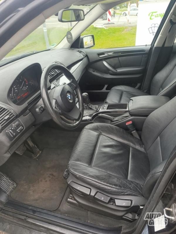 Black BMW X5 2006 in Alytus, with an engine capacity of 3.00 L and mileage of 351 thousand km for 6750 €, photo 9 on AUTOMOTO.COM.LV