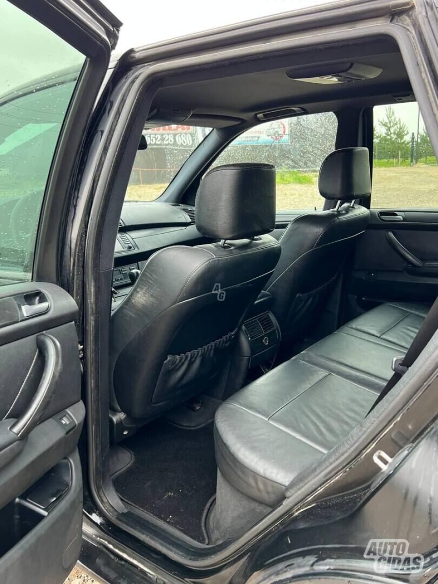 Black BMW X5 2006 in Marijampole, with an engine capacity of 3.00 L and mileage of 350 thousand km for 4500 €, photo 10 on AUTOMOTO.COM.LV
