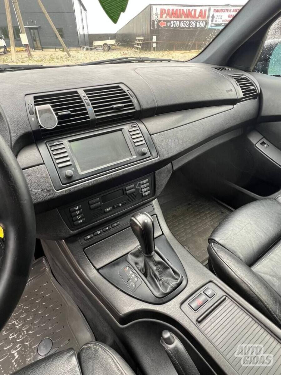 Black BMW X5 2006 in Marijampole, with an engine capacity of 3.00 L and mileage of 350 thousand km for 4500 €, photo 11 on AUTOMOTO.COM.LV