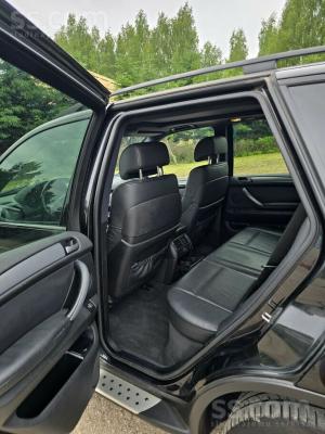 Melns BMW X5 2006 Jelgava, ar dzinēja tilpumu 3.00 L un nobraukumu 187 tūkst. km par 6900 €, foto 12 vietnē AUTOMOTO.COM.LV