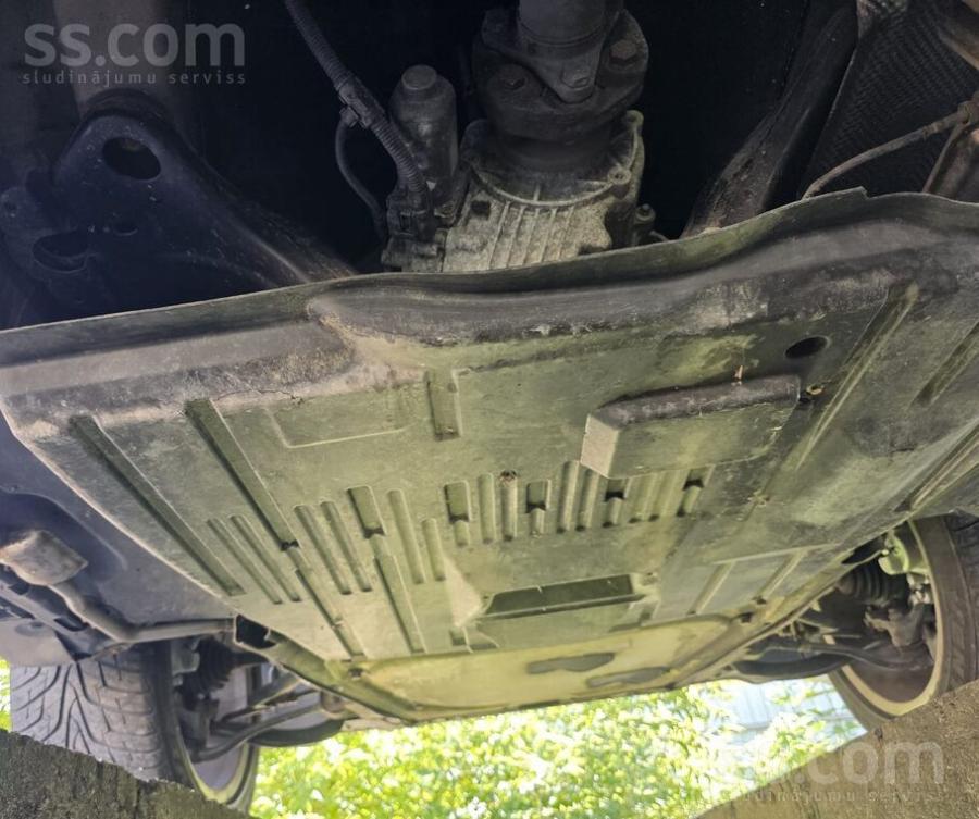 Melns BMW X5 2006 Daugavpils, ar dzinēja tilpumu 3.00 L un nobraukumu 174 tūkst. km par 10300 €, foto 25 vietnē AUTOMOTO.COM.LV