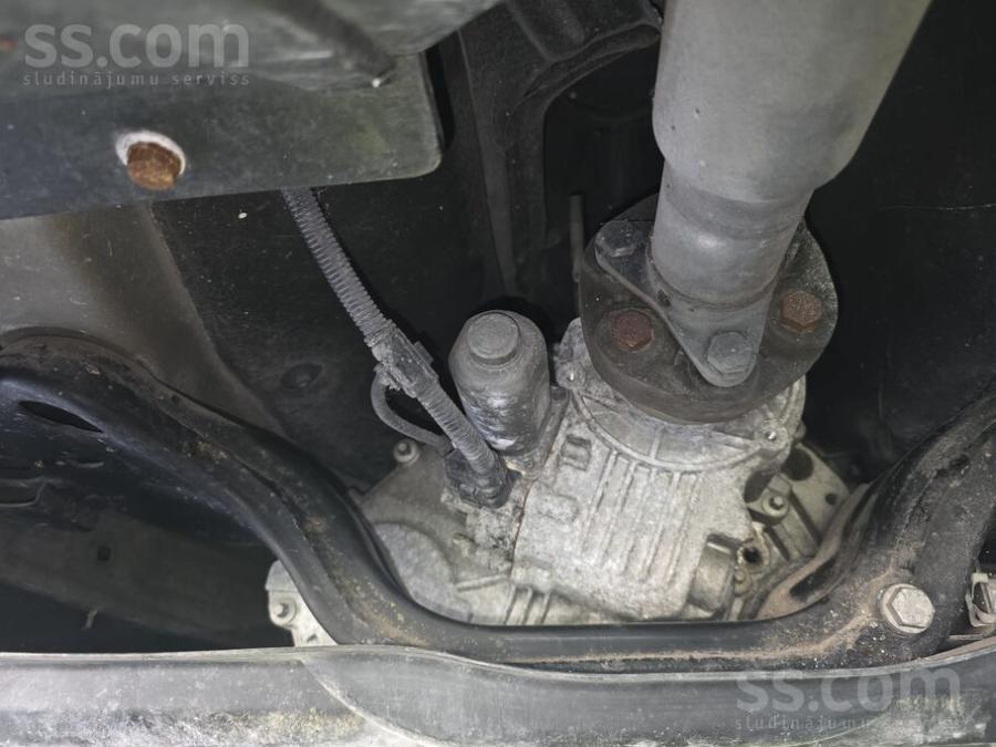 Melns BMW X5 2006 Daugavpils, ar dzinēja tilpumu 3.00 L un nobraukumu 174 tūkst. km par 10300 €, foto 26 vietnē AUTOMOTO.COM.LV
